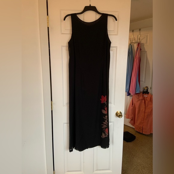 Valerie Stevens | Dresses | Valerie Stevens Dress With Slit | Poshmark